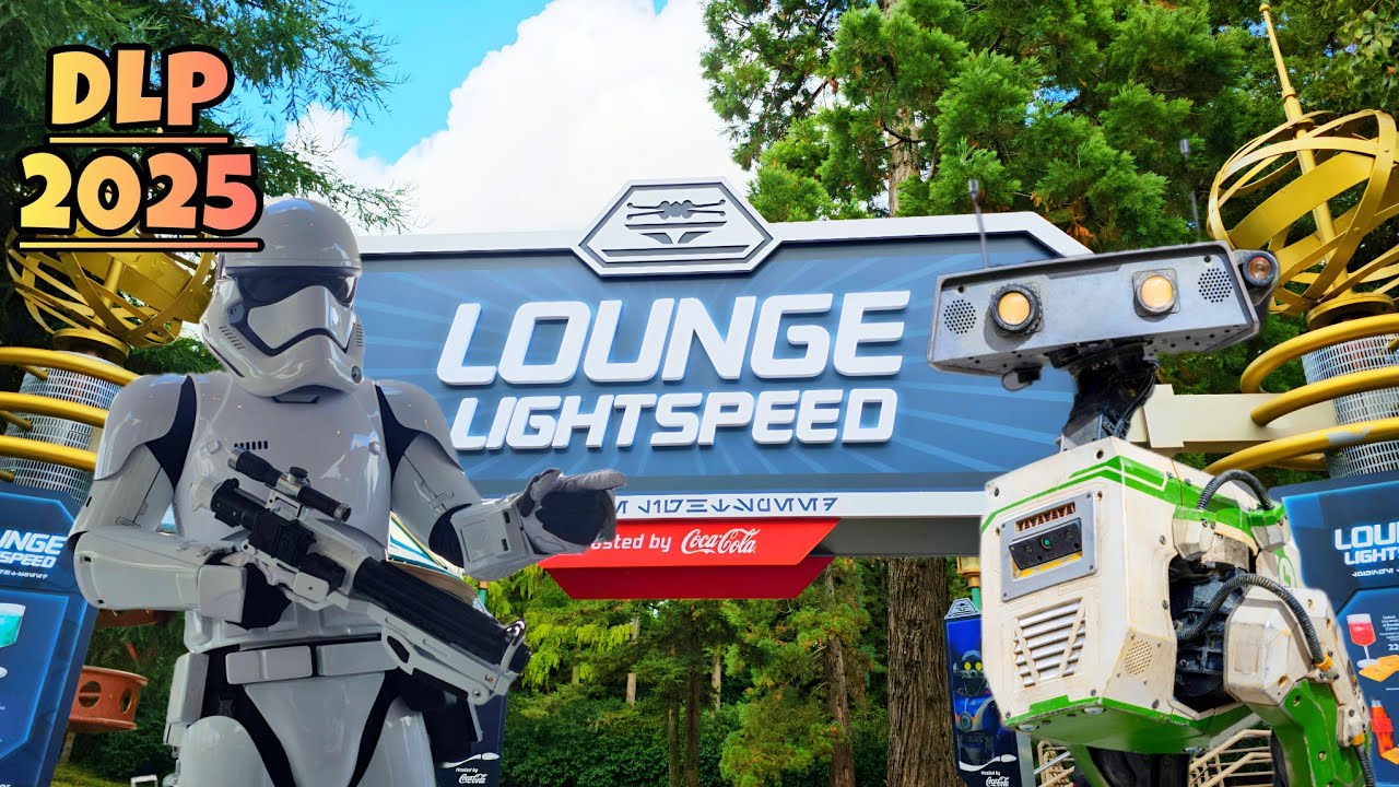 Lightspeed Lounge STAR WARS Experience at DISNEYLAND Paris! Walt's ...
