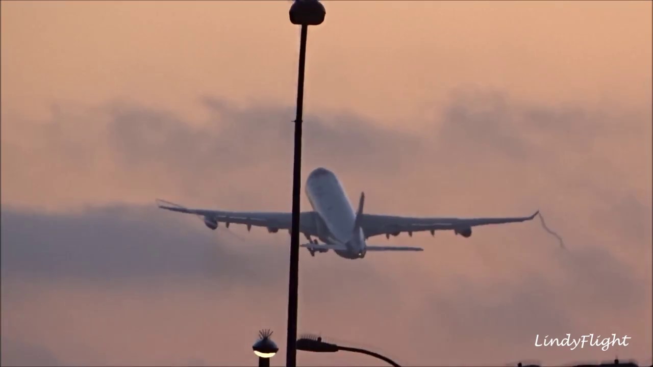 Edelweiss Airbus A340-300 LONG Sunset Takeoff San Diego - YouTube