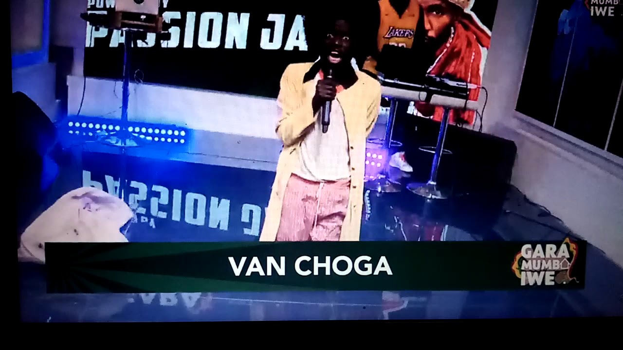 Van Choga Performance at Gara Mumba Iwe 3 Live - YouTube