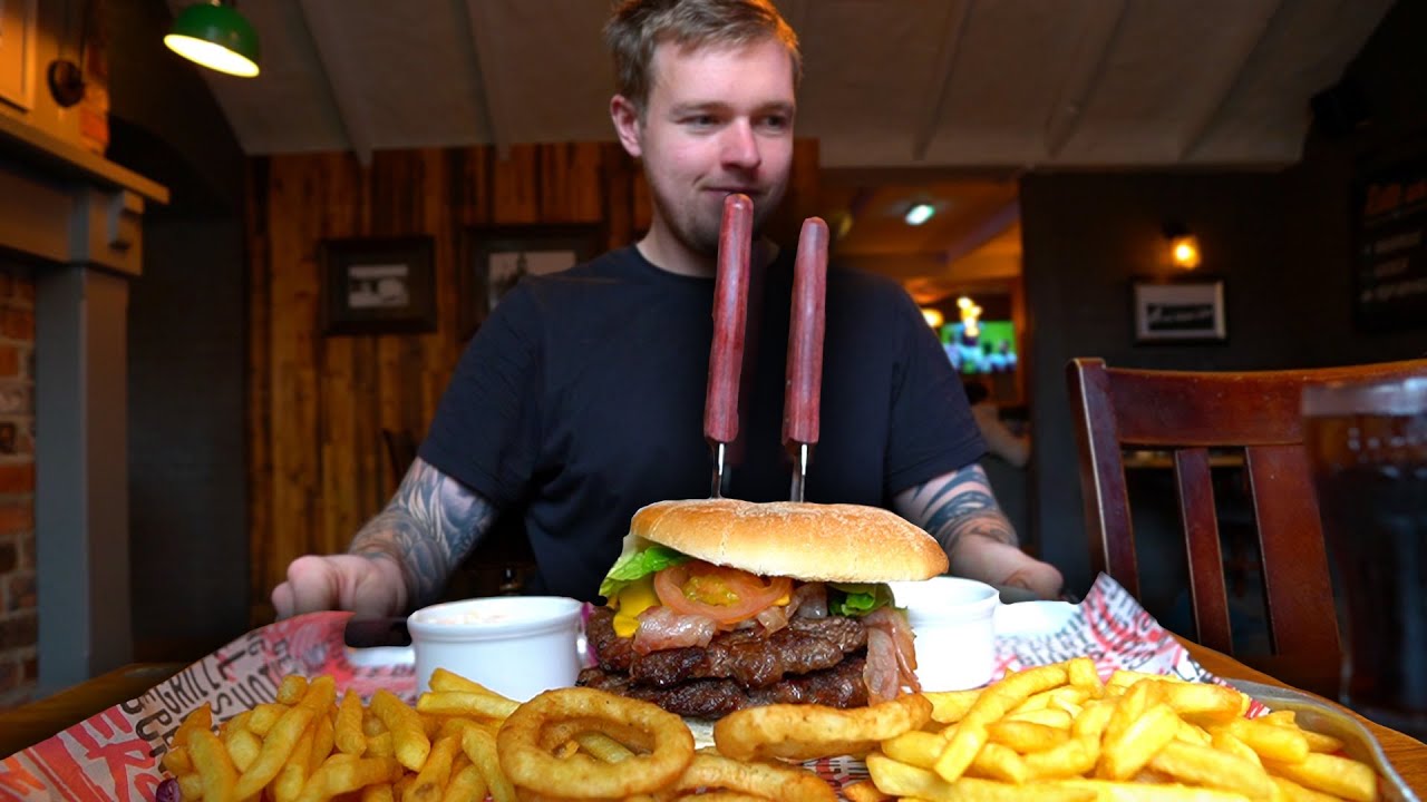 I SHOULD HAVE ORDERED TWO! The flaming grill Mega burger challenge ...