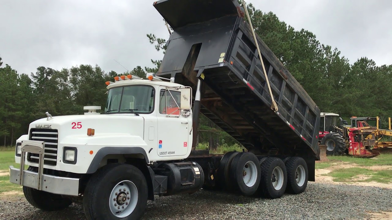 1997 MACK RD600 For Sale - YouTube