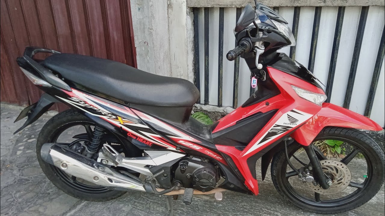 Murih, hanya 8,8jt,Honda supra x 125 cw dd tahun 2015 - YouTube