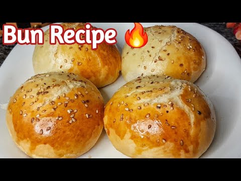 Soft & Fluffy Bun Recipe | Easy Homemade Bread Buns Without Oven ...