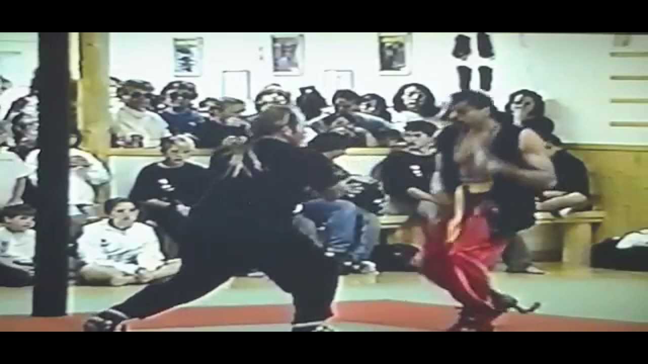 D/C Serrada Escrima Master Guru/ Gene Dennis Defends Against a Live ...