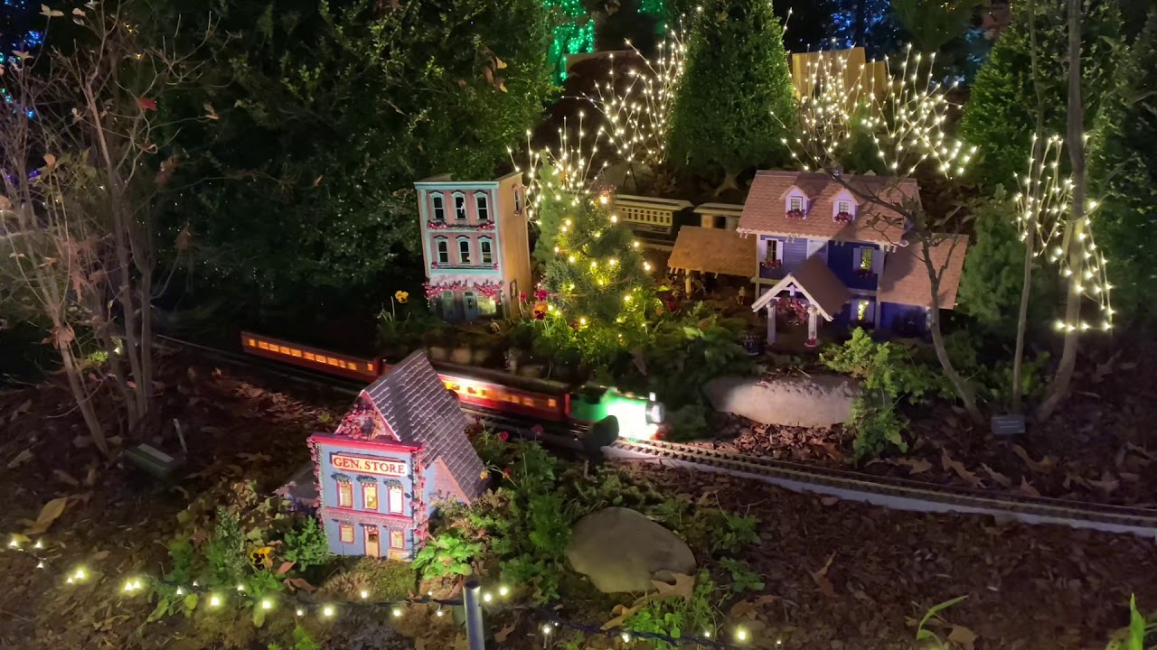 Atlanta Botanical Garden Holiday Model Train Display. - YouTube