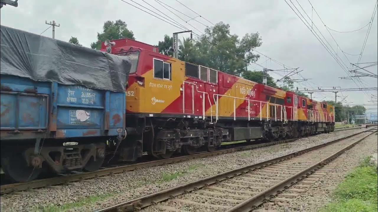 First gooty wdg4g twins with boxnhl freight arriving in PvP - YouTube