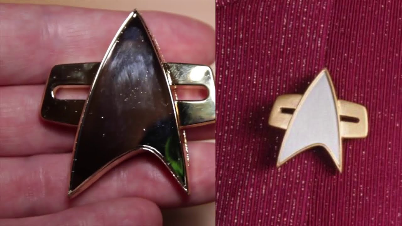 QMX Star Trek Voyager Combadge Review - YouTube