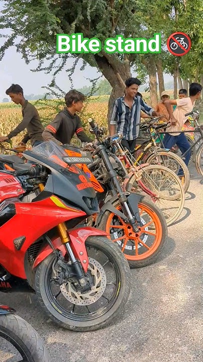 bike stunt 😭#reels #youtube #blogger #video #viral #india #r15 #rider #bike #post - YouTube