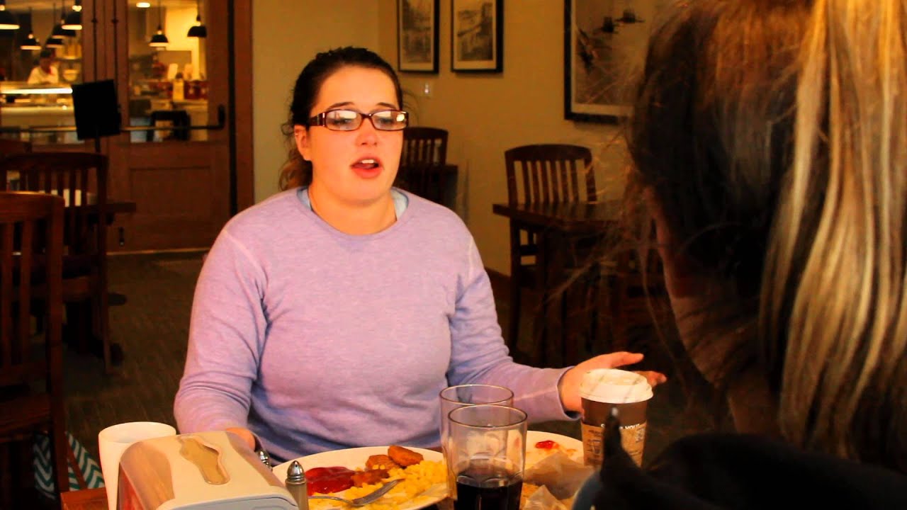 Bridemaids_Restaurant Scene - YouTube