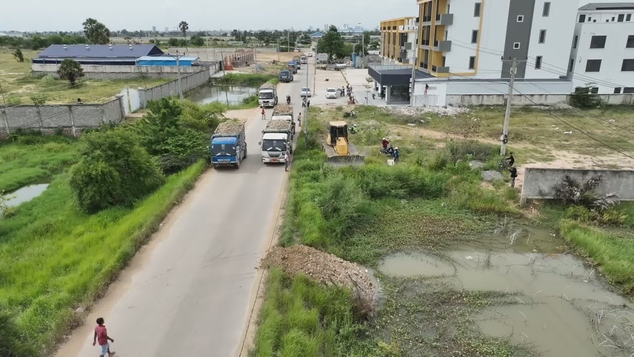 Wonderful Starting New Project Bulldozer KOMATSU D51P and 5ton Dump ...