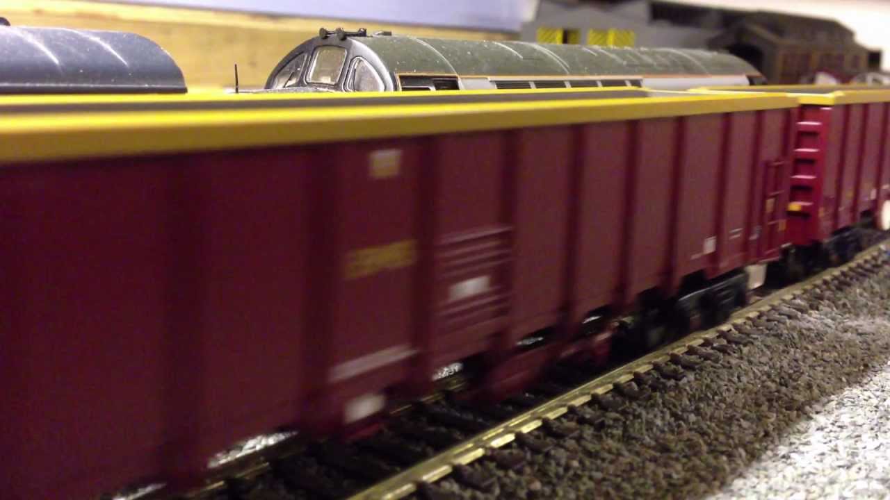 Hornby EWS class 56059 with Bachmann EWS MBA Megabox high-sided bogie ...