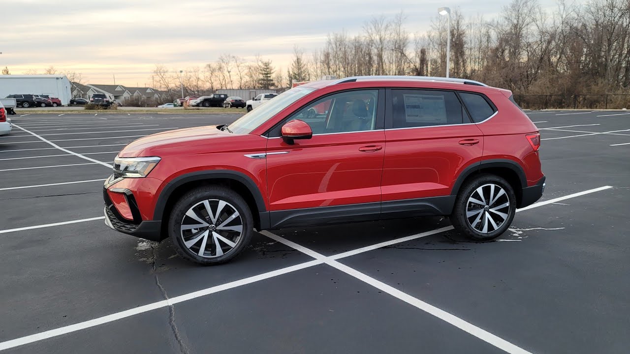 2022 VW Taos 1.5T SE 4Motion in King's Red Metallic - YouTube