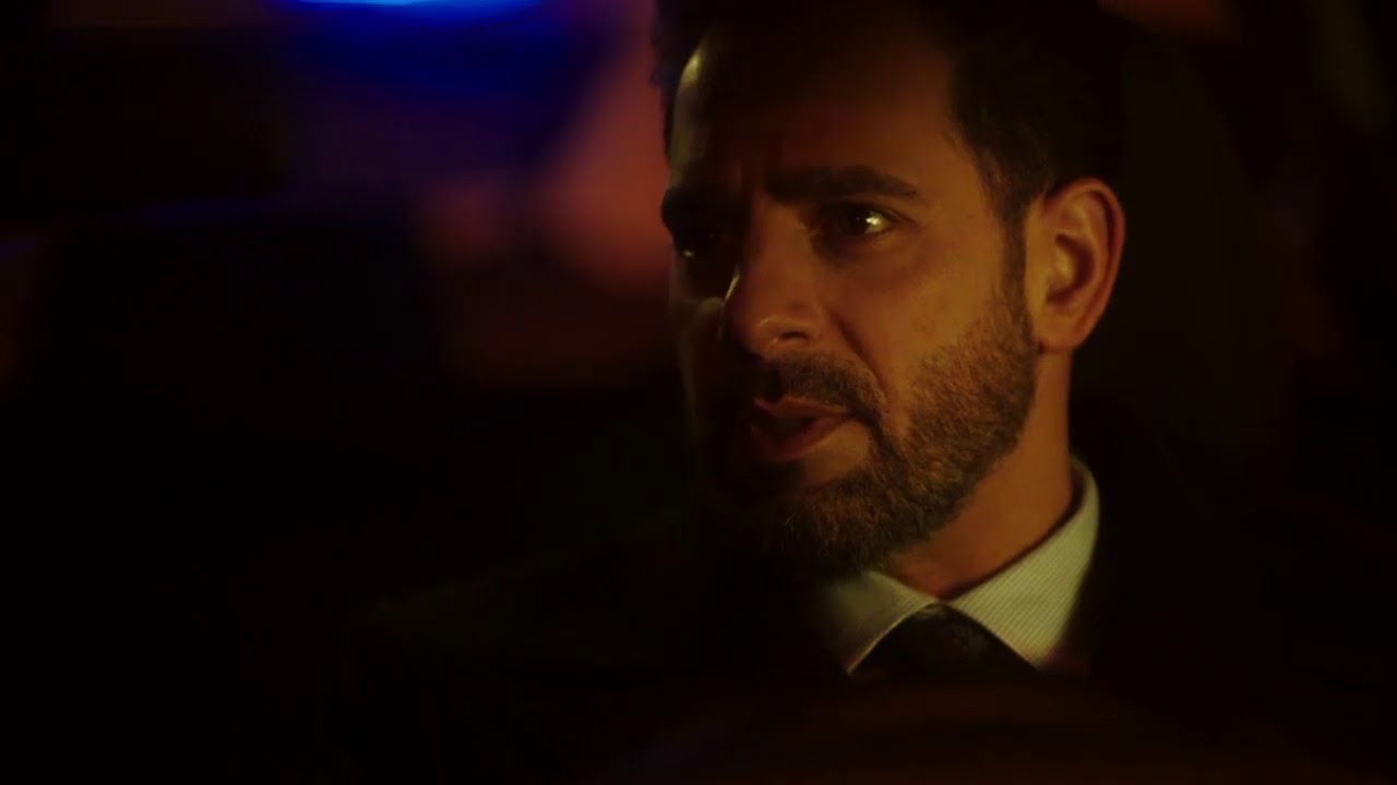 The Flash 6x16 Captain Singh is the mole/working with Eva - YouTube