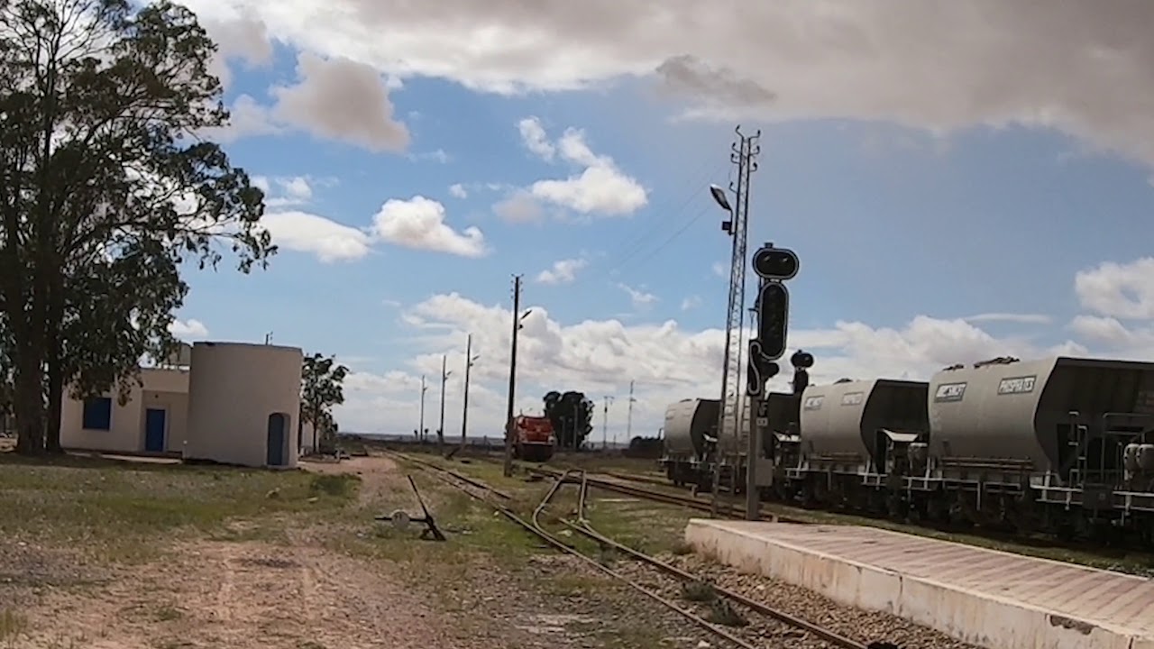 AMAZING! , DS Train Maneuvering at GRAIBA Station Gopro - YouTube