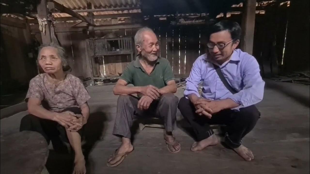 Meeb Vaj mus saib tus pog thiab yawg nyob pem toj siab - YouTube