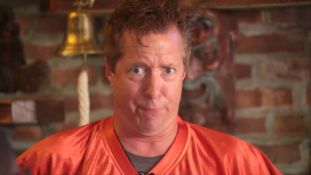 Scott Ferrall breaks down the best College and Pro football games - YouTube