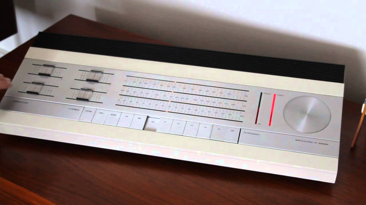 Bang & Olufsen Beomaster 2000 - YouTube