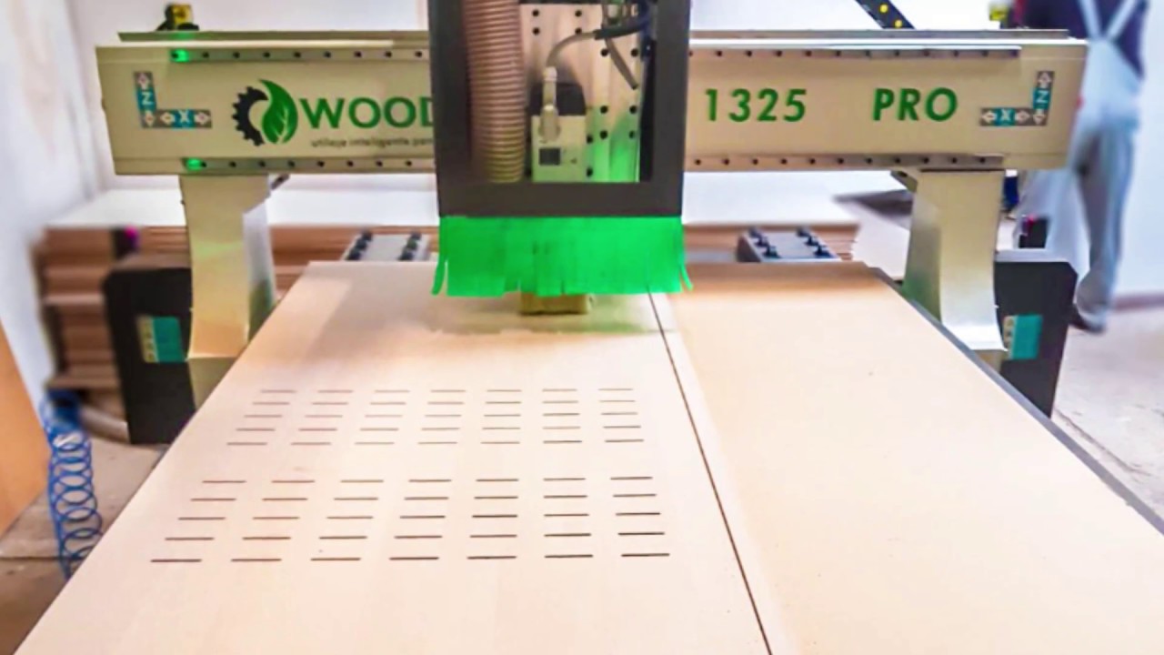 Router CNC 1325 Pro Wood IQ - Bucuresti - YouTube
