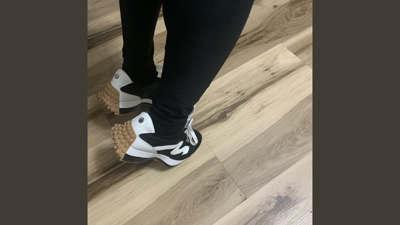 Tip Toe Tap - YouTube