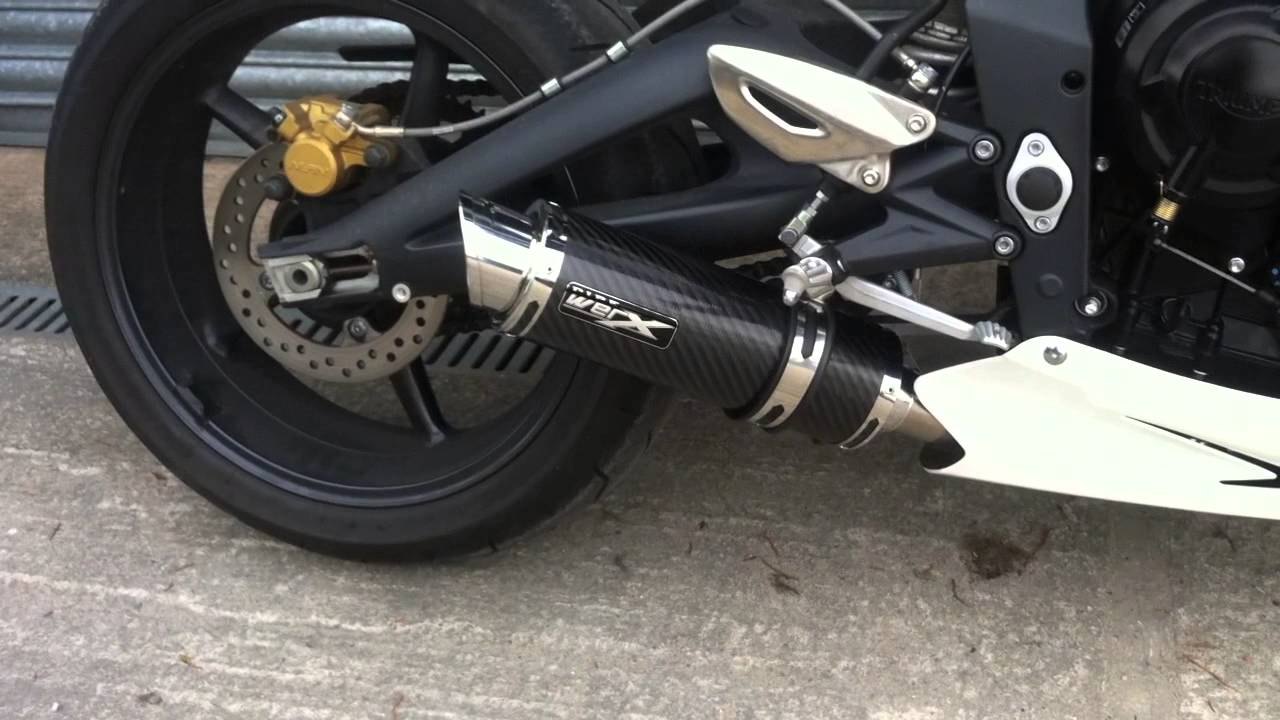 Pipe Werx GP3 Low Level Exhaust Triumph Street Triple 675 2007-11 - YouTube