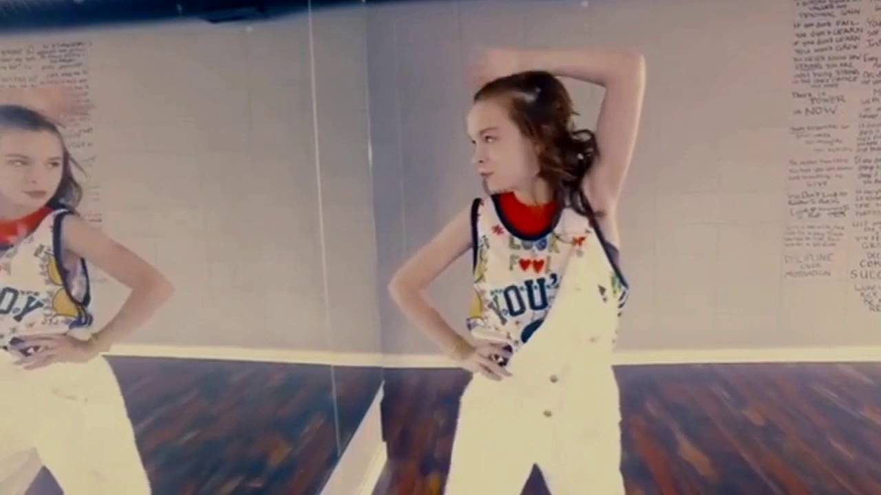 Taylor and Reese Hatala "me too " Meghan Trainor - YouTube