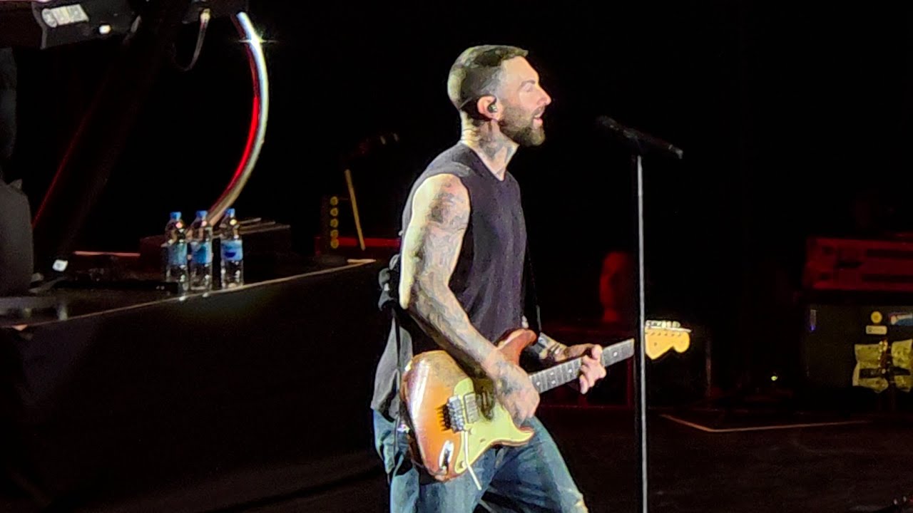 MAROON 5 - BANGKOK, THAILAND ASIA 2025 - YouTube