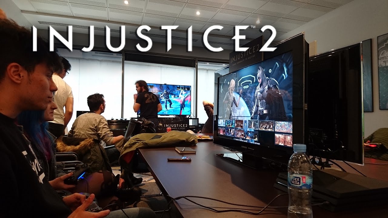 Probando Injustice 2 en su presentación VR_JUEGOS - YouTube