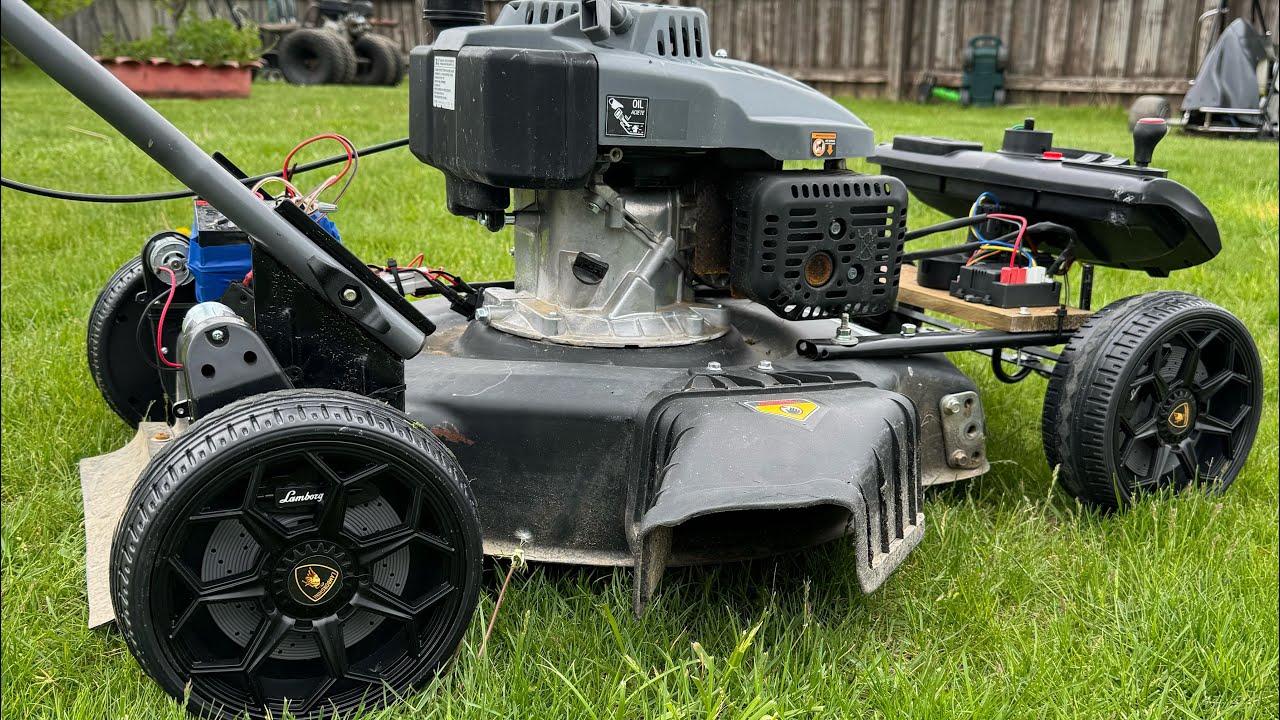 Testing out my DiY remote controlled Lawnmower 🤔 - YouTube