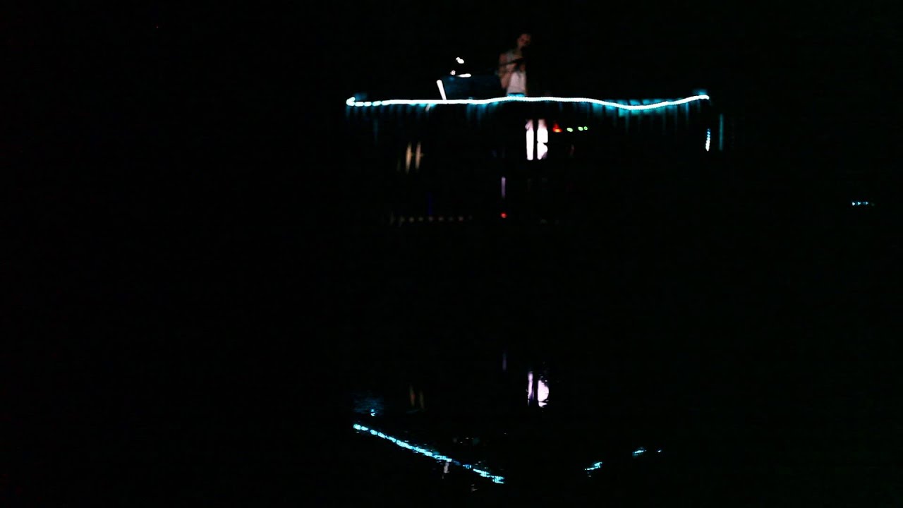 Dane Waters playing SONICbernheim Blue Moon 7/31/15 - YouTube
