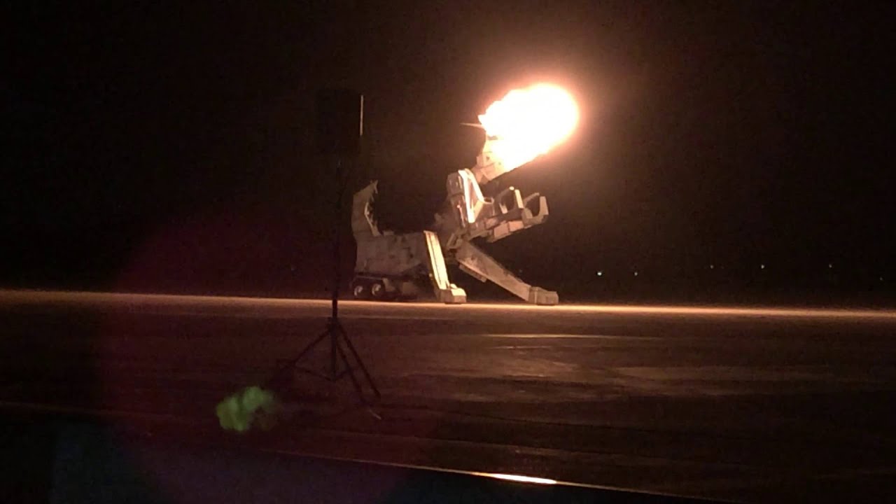 Robosaurus @ Miramar Air Show 2015 - YouTube