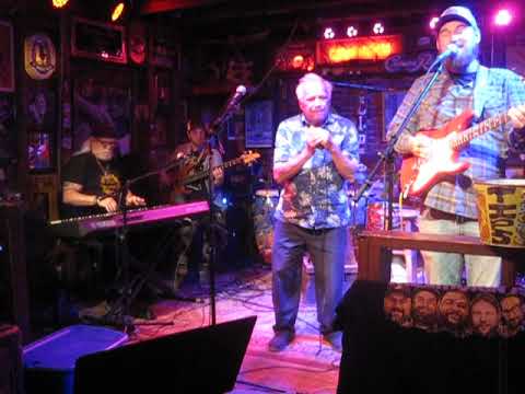 Sweet Home Chicago: Kent Weber on harp - YouTube