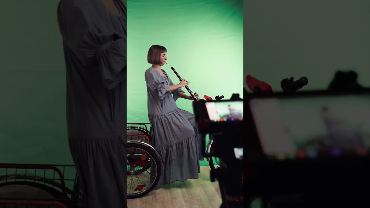 Miriam Hanika, Das selbe alte Lied - Englishhorn Solo - YouTube