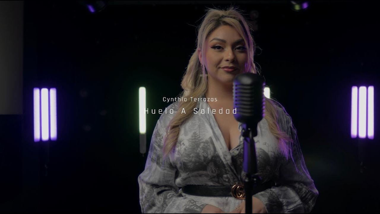 HUELO A SOLEDAD - Cynthia Terrazas cover - YouTube