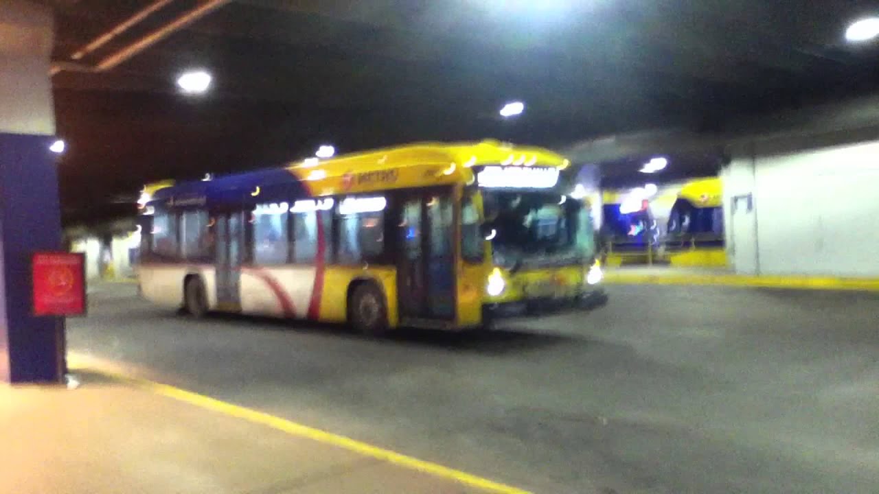 METRO Red Line BRT Runbys 11/22/13 - YouTube