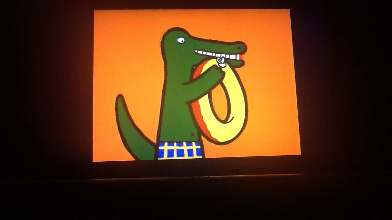 Maisy - Swimming (Shaun's voices and sounds) - YouTube