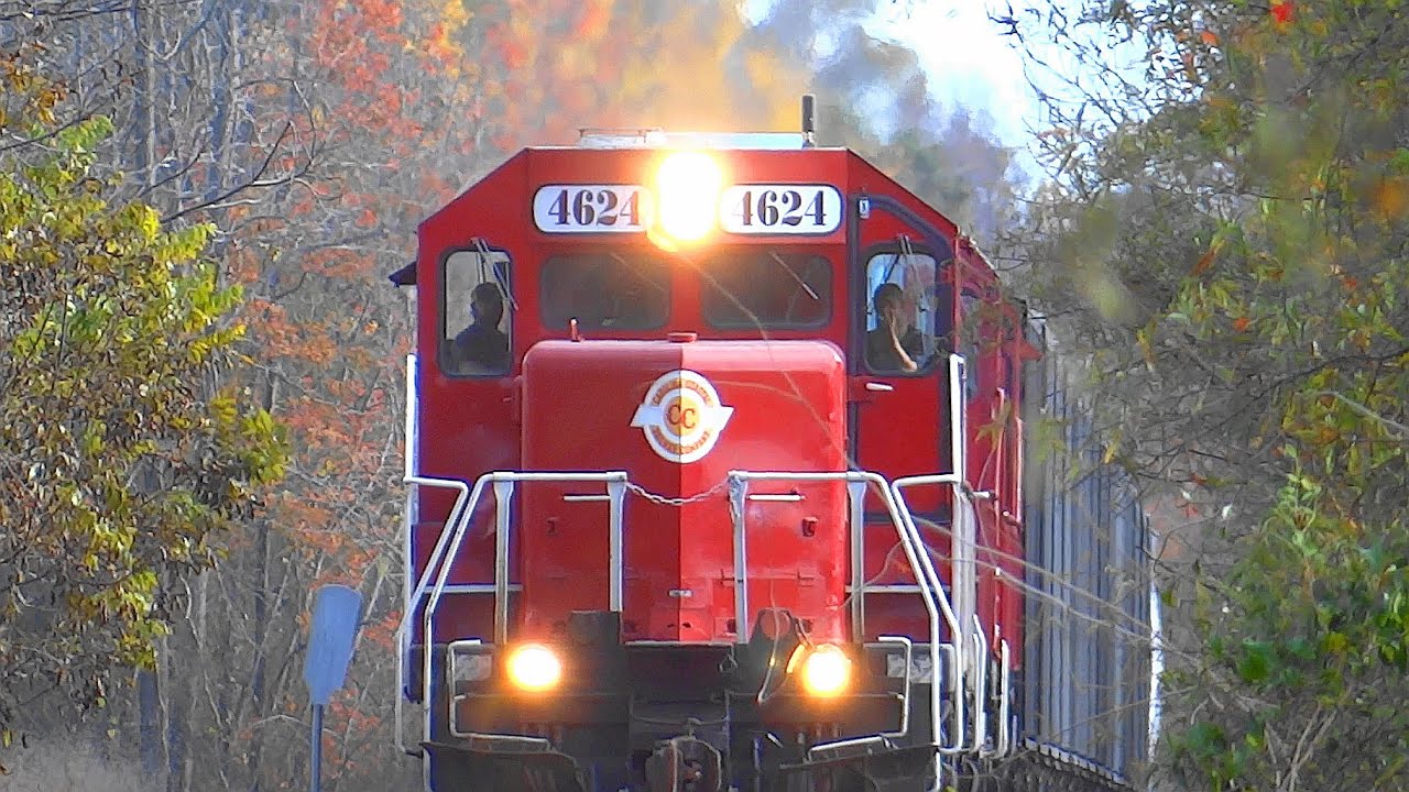 The CLNA Carolina Coastal Road Freight Train With EMD GP9R's - YouTube