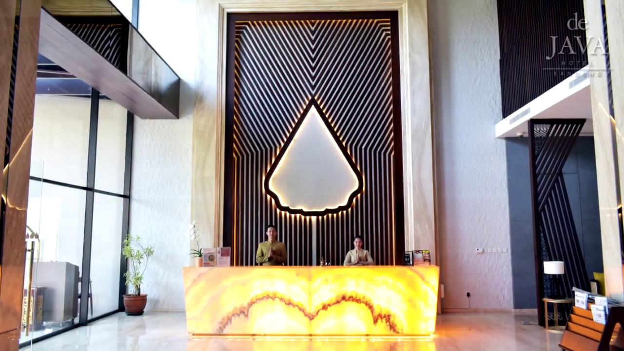 de Java Hotel Bandung - YouTube