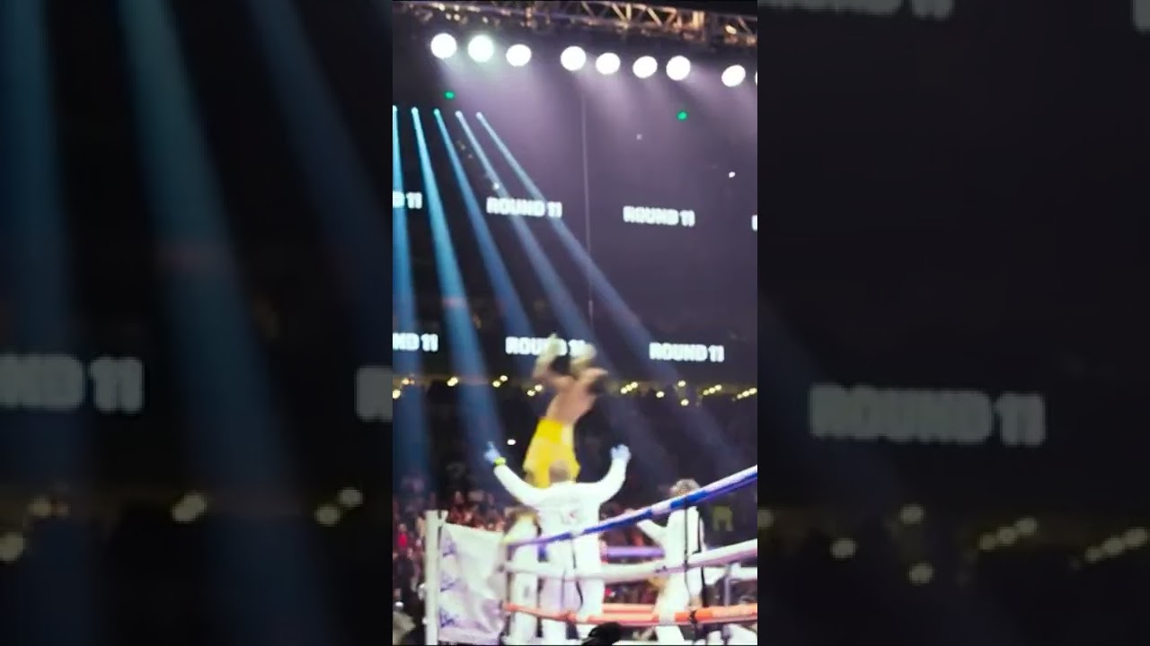 Gervonta "Tank" Davis crazy BACKFLIP after Marrio Barrios KO - YouTube