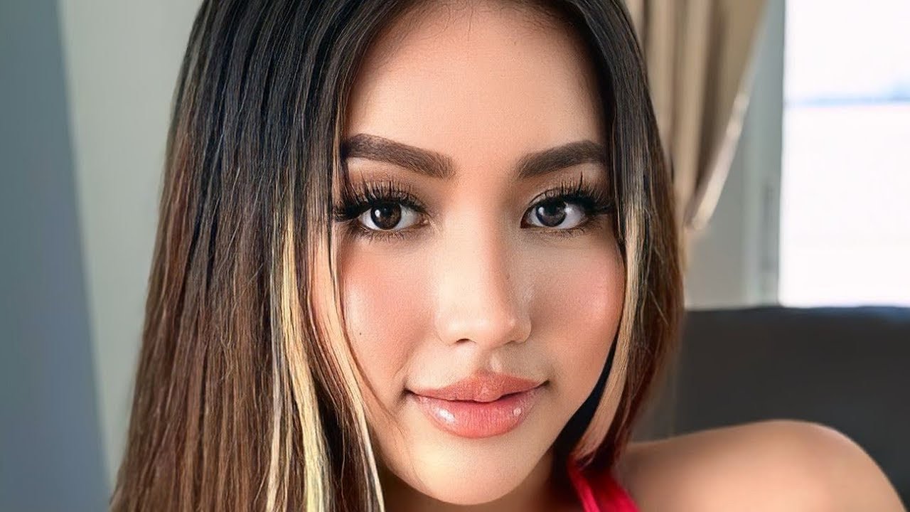 Alexa Chance Curvy Model & Plus Size Wiki-Body Positivity-Instagram ...