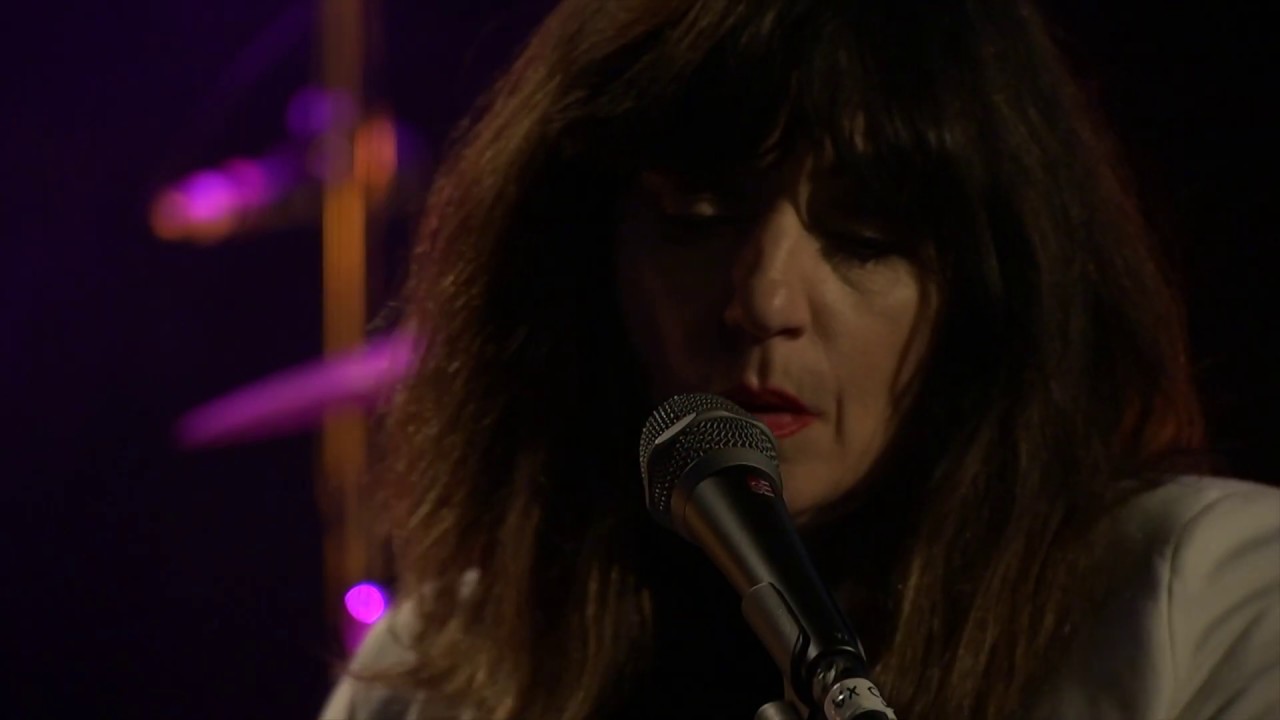 Penny Ikinger & Andrew McCubbin - Henry Lee - YouTube