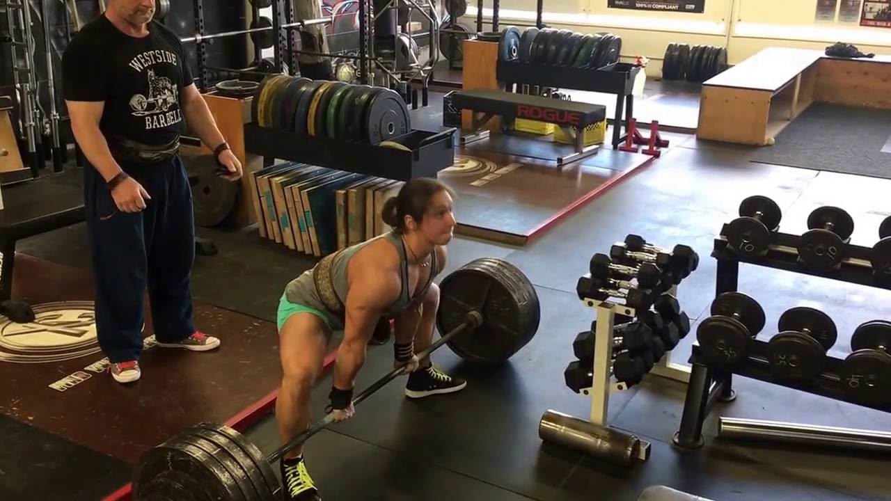 Tara with a nice 475lb sumo dead at 157lb body weight. - YouTube
