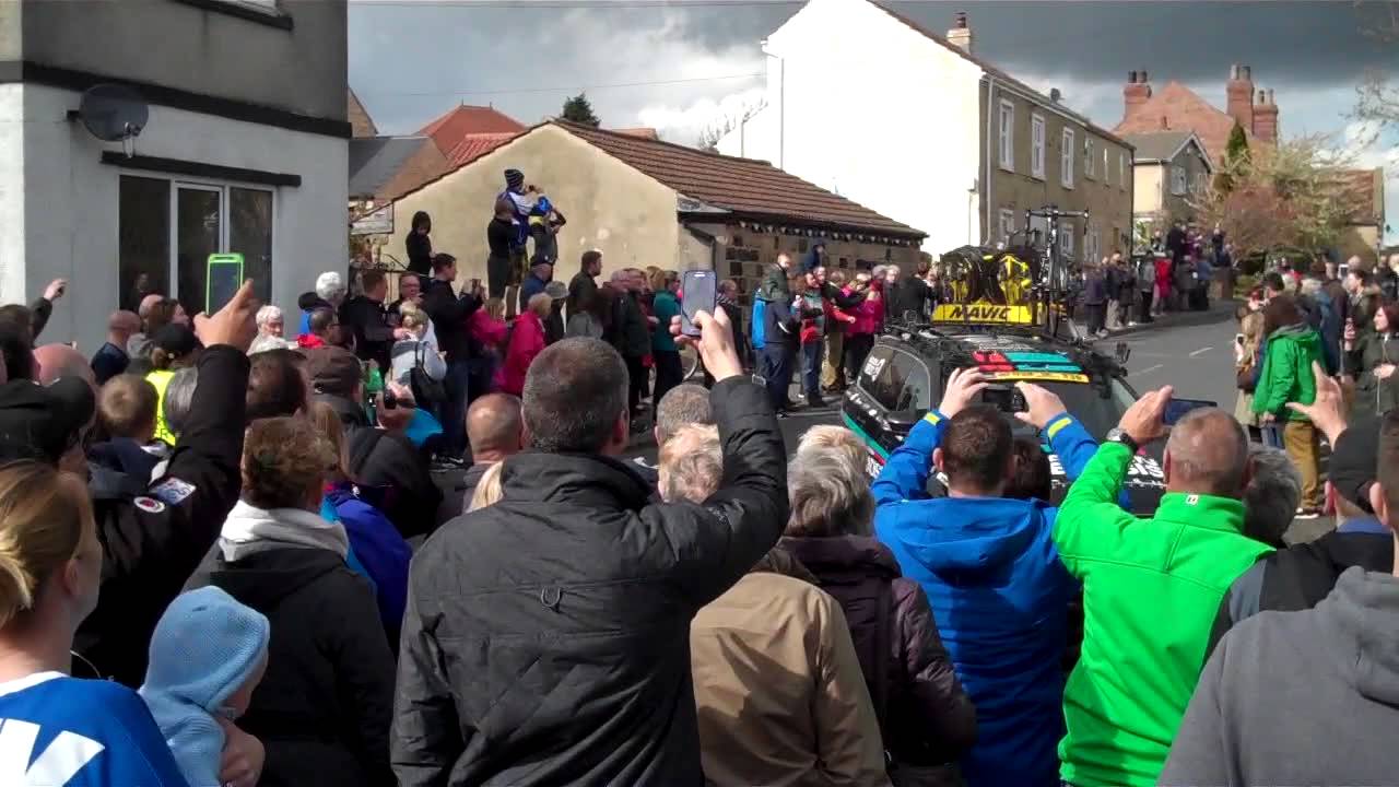 Tour de Yorkshire in Barnburgh near Doncaster. Saturday 30th April 2016 ...