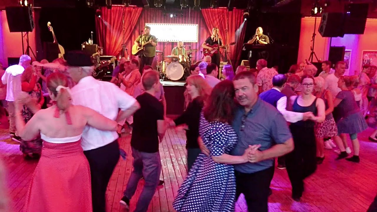 Callinaz - Six Days on the Road Again - En grå grå dag - Galejan ...