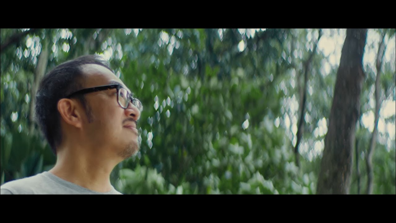 2021 UOB Painting of the Year - Wong Yee Heng (Artist's Studio) - YouTube