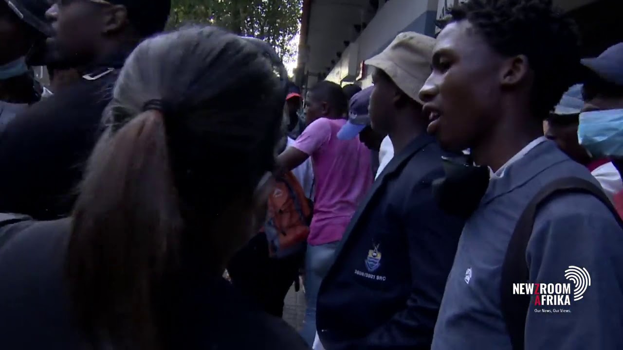 Visuals of protesting students getting arrested by police officers in ...