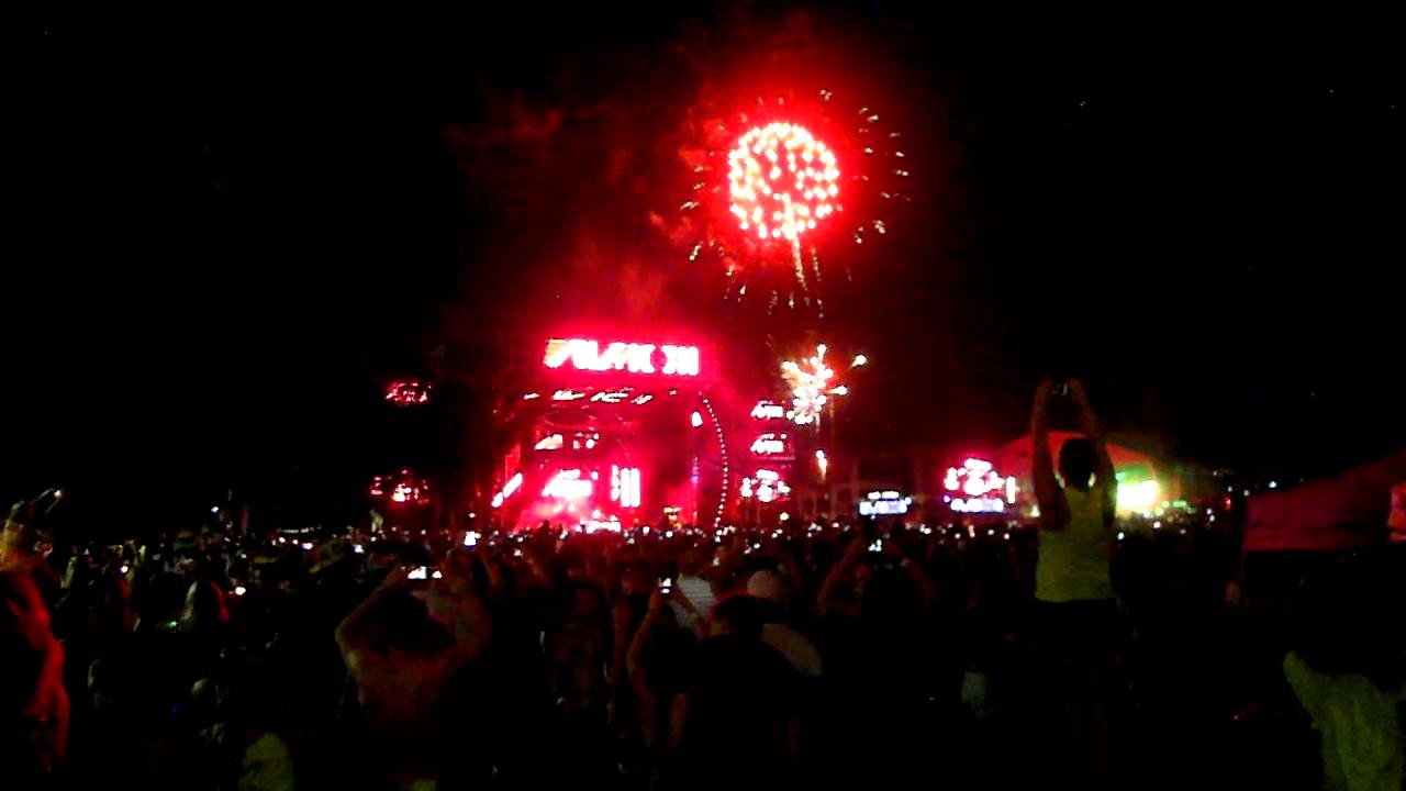 Aviic @ Ultra Music Festival 2012 - Phantoxe - YouTube