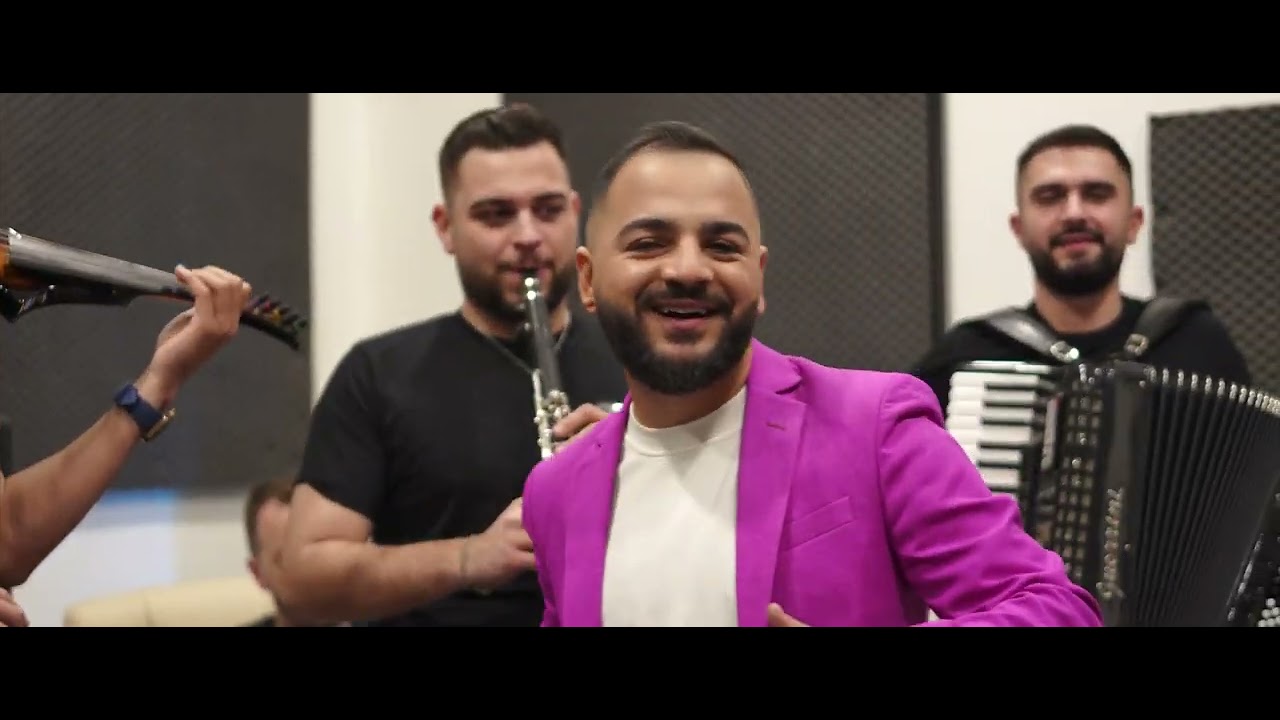 Alex de la Pitesti & Orchestra Sud Music - Alo, Alo! - YouTube