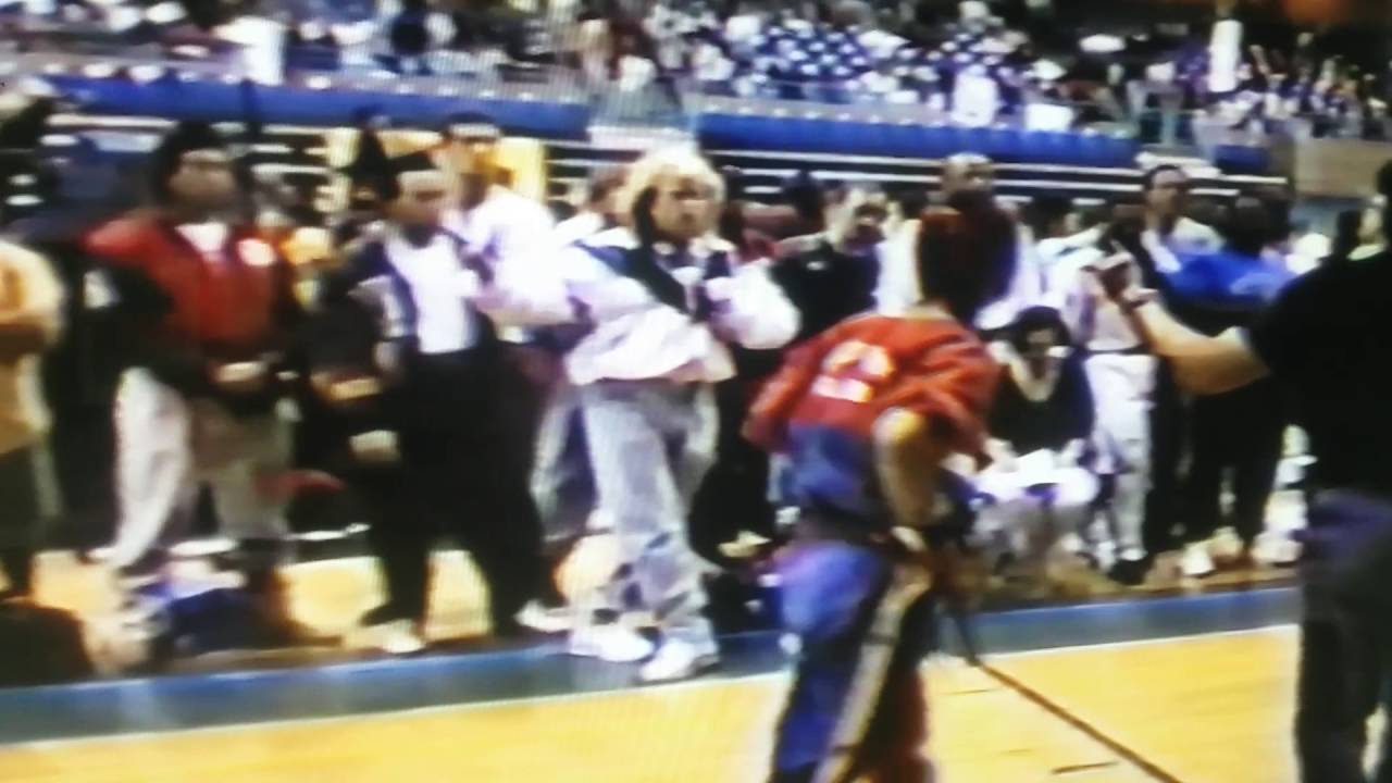 Manny Reyes Jr. DEFEATING Troy Whaley and Alston 1993 - YouTube