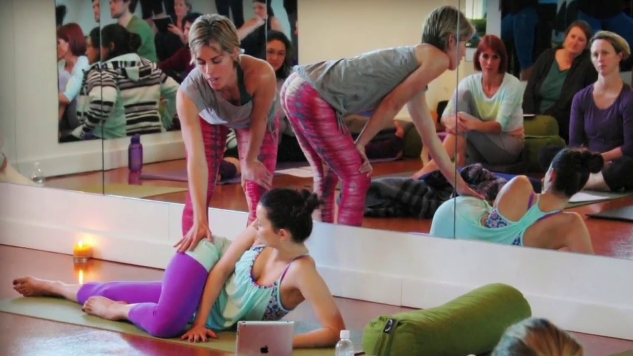 Yin Yoga Teacher Training: Why Anatomy Doesn't Have to be Boring - YouTube
