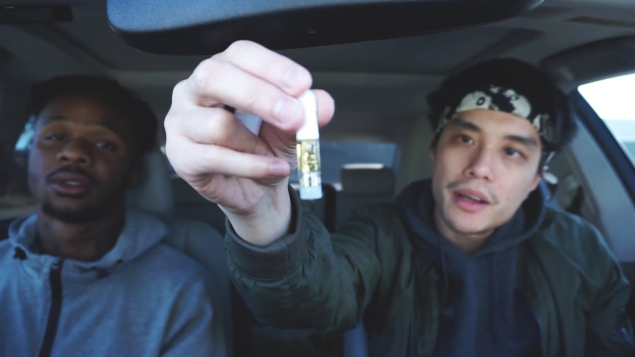 HOTBOXING w/ a RAW GARDEN CARTRIDGE - YouTube